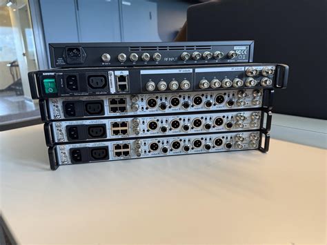 Complete Shure Axient System With Rfvenue 4zone Gearwise Av And Stage
