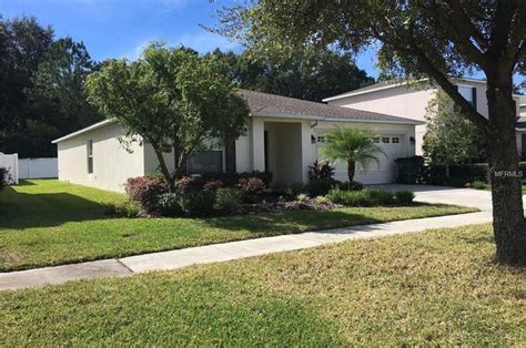 31044 Mandolin Cay Ave Wesley Chapel Fl 33543 Mls T2847042 Redfin