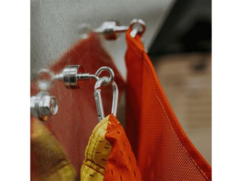 Oversize Flags Advance Global