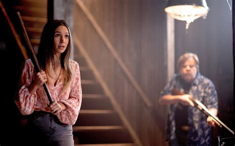 Photo De Dominique Provost Chalkley Wynonna Earp Photo Dominique