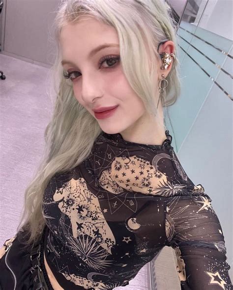 Pin By Kevin Crawford On Nova Kpop Nova Instagram Update