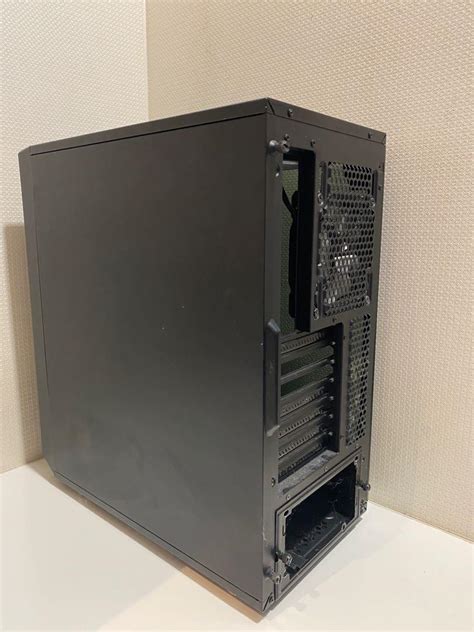 Fractal Design Meshify C Dark Tg Casing With Corsair Ll Fans Computers And Tech Parts