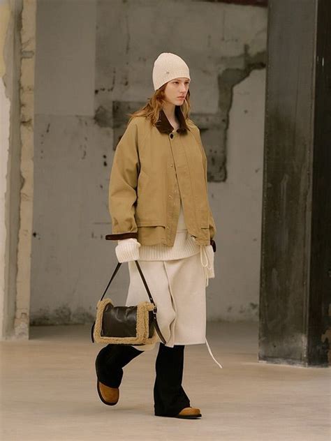 Pin By Noble On 00 Stylish Fall Outfits Jacket Outfit Women Layering Outfits