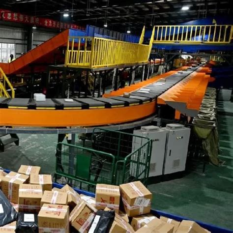 Launch Pad Intelligent Logistics Sorting System Loop Crossbelt Sorter