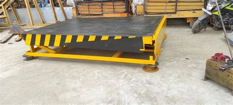 Industrial Dock Leveler Mild Steel At ₹ 190000 In Thane Id