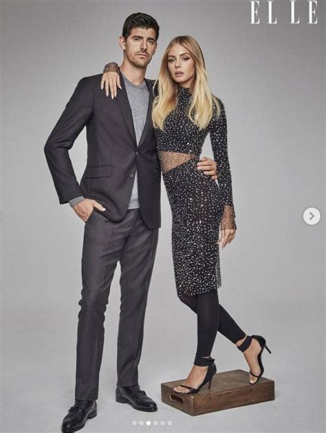 郎才女貌！库尔图瓦与妻子合拍杂志 气质出众图 搜狐大视野 搜狐新闻