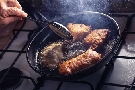 How To Fry With Oil Safely At Glenn Barbee Blog