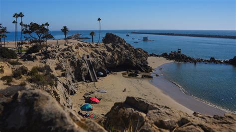 This Small Hidden Beach In California Overlooked By Tourists Is A