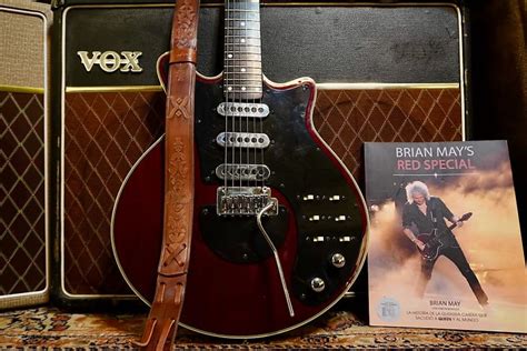 Brian May Guitars Brian May Guitars Rightone Strap Bm Book Reverb