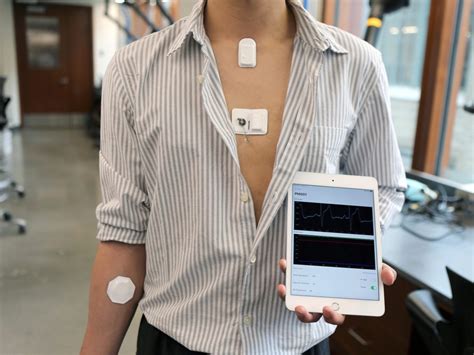 Smart Dissolving Pacemaker Communicates With Body Area Sensor And Control Network Healthcare