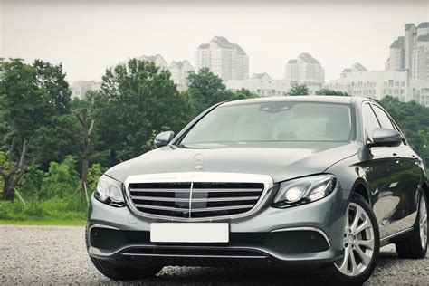 메르세데스 벤츠 E Class 블랙키스트blackest