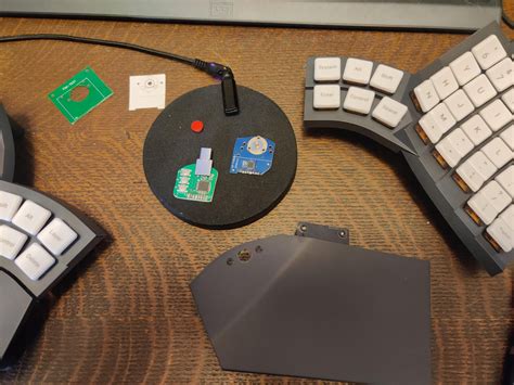 Glove80 With A Trackpoint Rergomechkeyboards