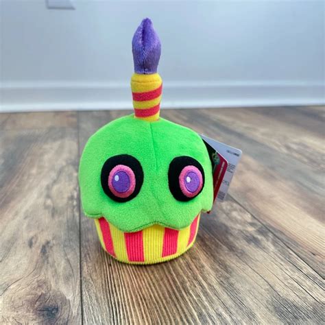 Five Nights At Freddys Green Cupcake Plush Fnaf Funko Neon Blacklight