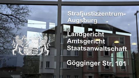 Augsburg Video Zeigt Sex Mit Huhn Gericht Verurteilt Familienvater