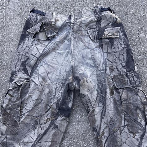 Real Tree Camo Cargo Pants Size Adult Medium 31 35 Depop