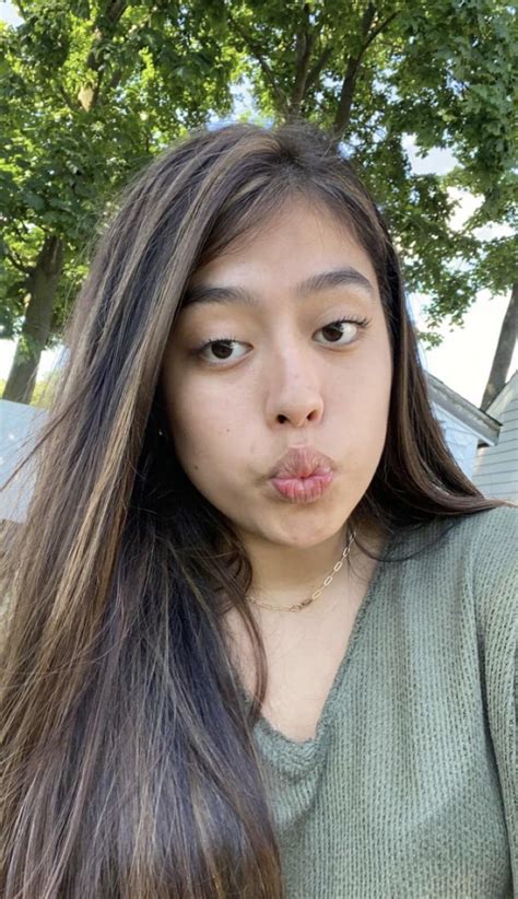 19f Be honest : r/FaceRatings
