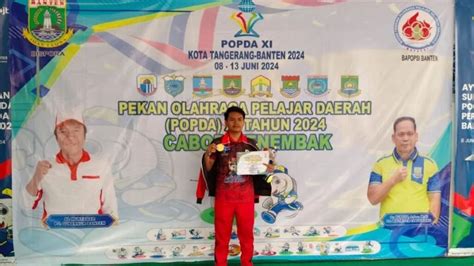 M Fazrin Bintang Menembak Di Popda Xi Sman 1 Malingping