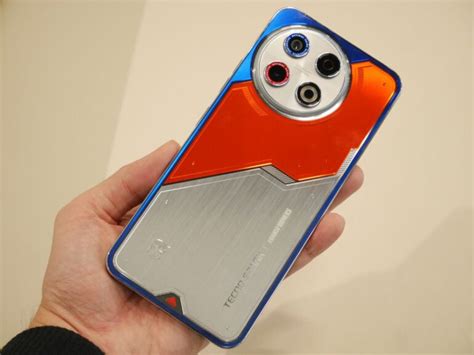 Melihat Lebih Dekat Tecno Spark 30 Pro Edisi Transformers [hands On] Yangcanggih Com