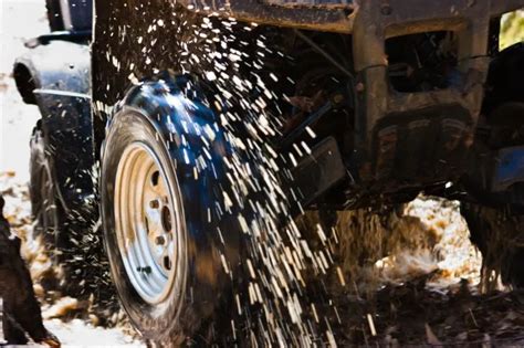 Flooded ATV Engine: Symptoms & What to Do (15 Steps) - Off-Roading Pro