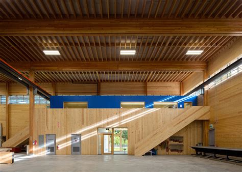Hemsworth Creates All Wood Passive House Factory In Canada