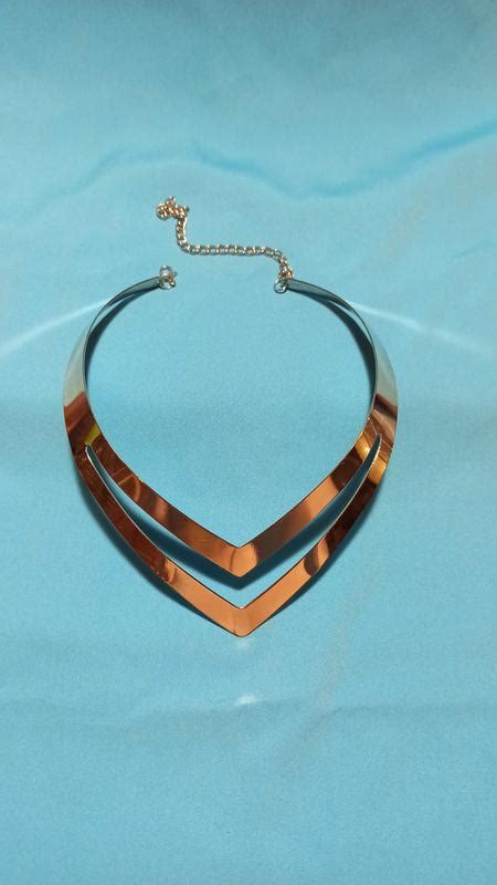 Кольє — ціна 250 грн у каталозі Кольє і намиста Купити аксесуари за доступною ціною на Шафі