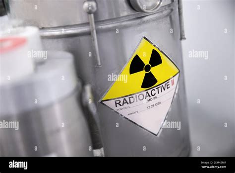 Radioactive Isotope Storage Hi Res Stock Photography And Images Alamy