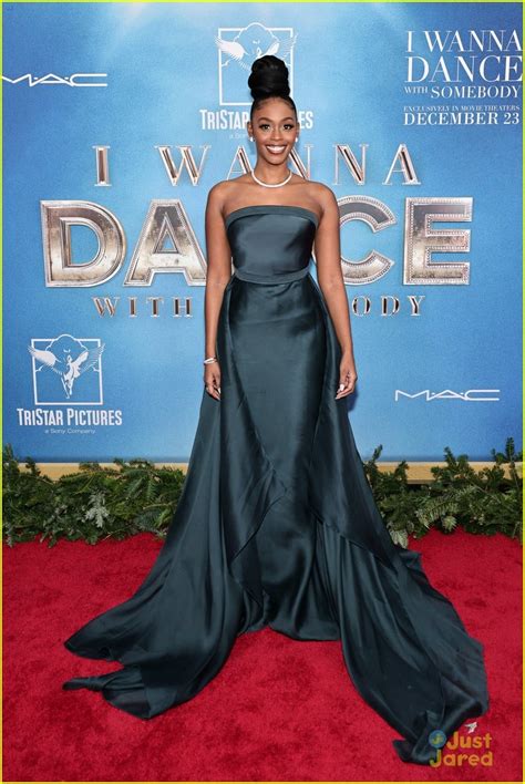 Bria Danielle Singleton Nafessa Williams And More Premiere New Movie I Wanna Dance With Somebody