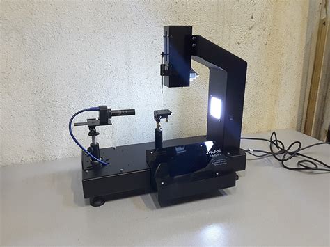 مشخصات محصول دستگاه اندازه‌گیری زاویه تماس سطح و کشش سطحی مدل سی ای جی