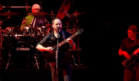 The 10 Best Dave Matthews Band Guitar Riffs
