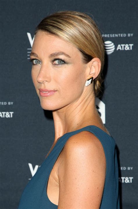 Natalie Zea The Detour Panel Vulture Festival In Los Angeles 1118
