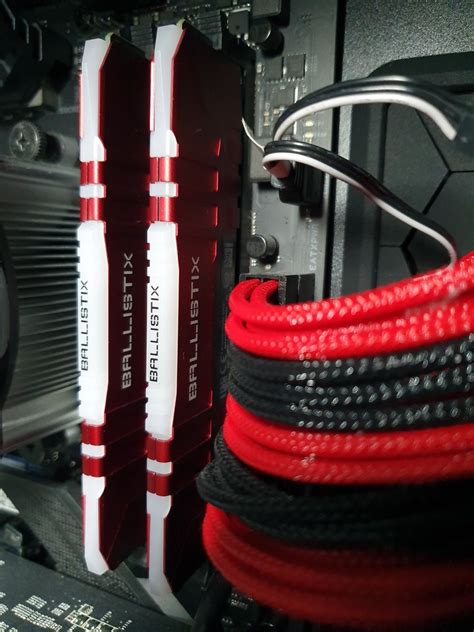 心得 全新的ballistix系列記憶體登場，crucial Ballistix Rgb Ddr4 3600簡單開箱試用 T17 討論