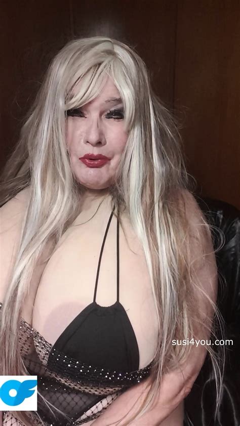 Susi Wearing Black Bikini Teasing With Huge Tits Blowjob With Toy Eporner