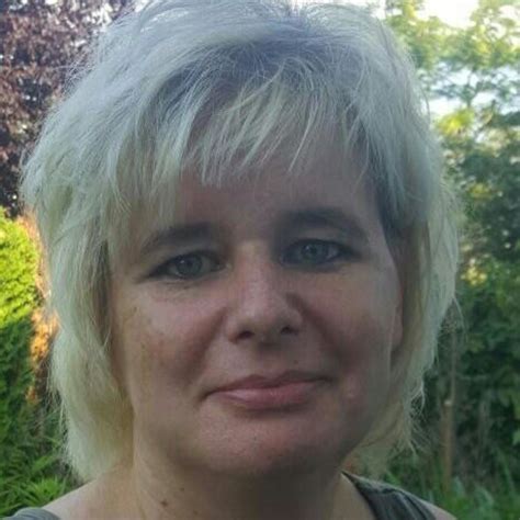 Birgit Weber Verkäuferin In Der Schuhbranche And Partylite Beraterin Schuhland And Partylite