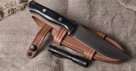 How To Wear A Horizontal Knife Sheath