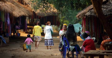 올 여름휴가 워너비 여행지 유럽실제 휴가예정지는