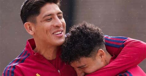 Ajax Vs Emmen Así Fue El Gol Que Construyó Edson Álvarez Junto Con Jorge Sánchez Infobae