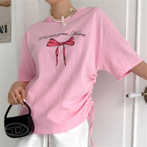 옷자락 여자 러블리 키치 리본 오버핏 사이드셔링 분홍 티셔츠