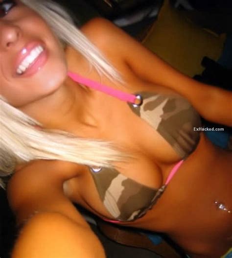Stolen Pc Pictures Of Nasty Ex Gf Sexting