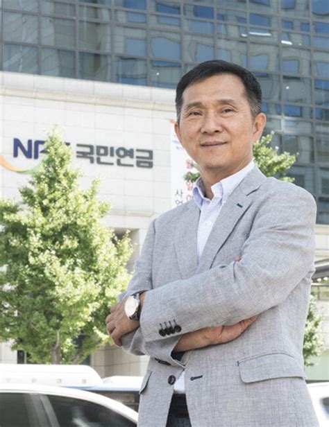 김연명 신임 청와대 사회수석｜신동아