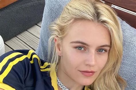 Vera Dijkmans Age Birthday Height Weight Net Worth