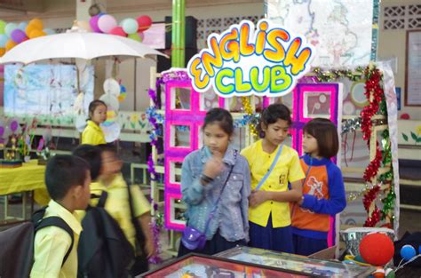 ซุ้มเปิดบ้านวิชาการทั้ง 8 โรงเรียนการกุศลวัดหนองแวง