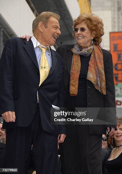 85 Jerry Stiller And Anne Meara Honored With A Star On The Hollywood
