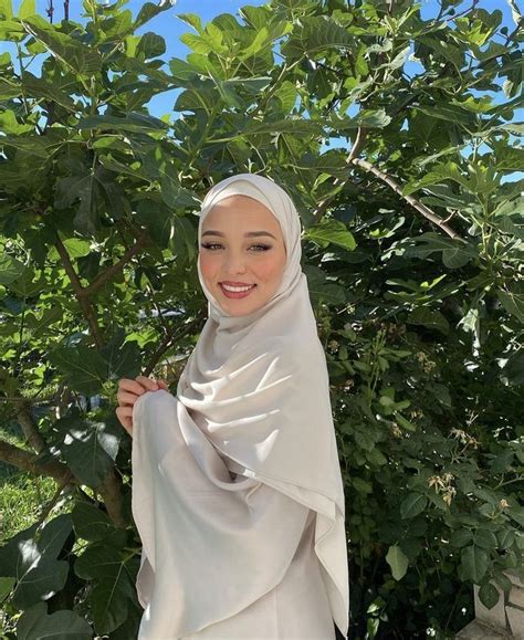 В хиджабе Hijabi Fashion Casual Modern Hijab Fashion Muslim Outfits Casual