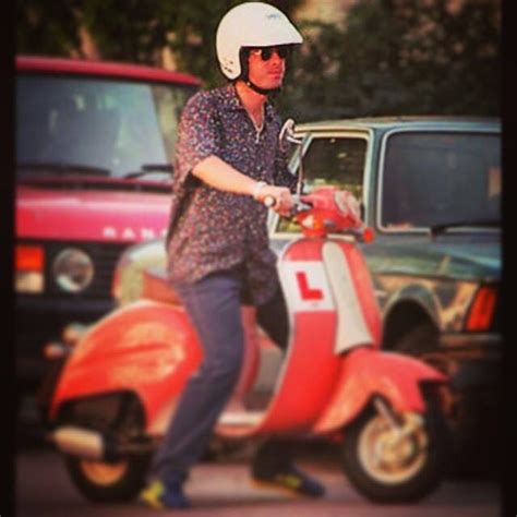 Genderless Creature Why I Fucking Love Noel Gallagher Masterpost