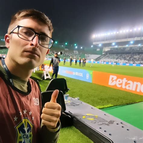 Gabriel Simoes Gabrieldutrasimoes • Instagram Photos And Videos