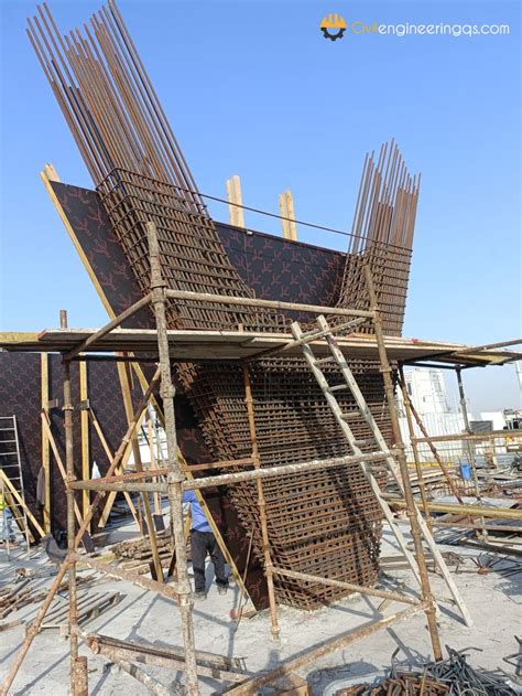 Stunning V Type Column Design