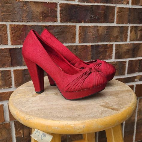 Red 50s Inspired Pin Up Styled Heels 👠 ♡ W6 🇺🇲 Depop