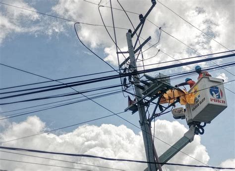Foto Perbaikan Jaringan Listrik