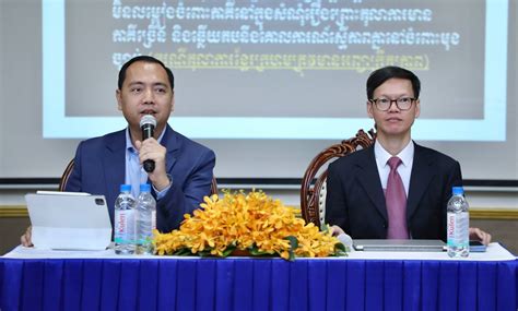 រដ្ឋមន្រ្ដីក្រសួងព័ត៌មាន៖ ការធ្វើទំនាក់ទំនងជាមួយស្ថាប័ន សារព័ត៌មាន