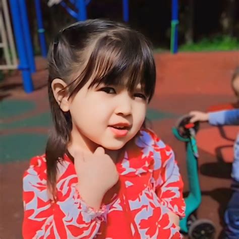 Sumayya Azamjonova Youtube